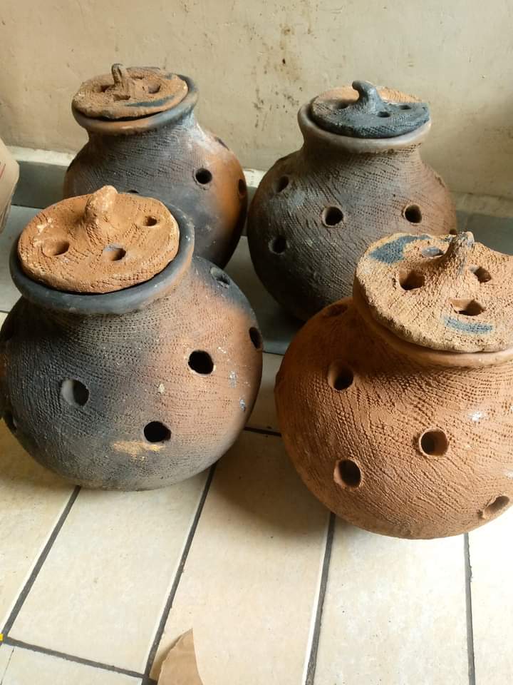 Brooding pot - Waingo Farm Equipment
